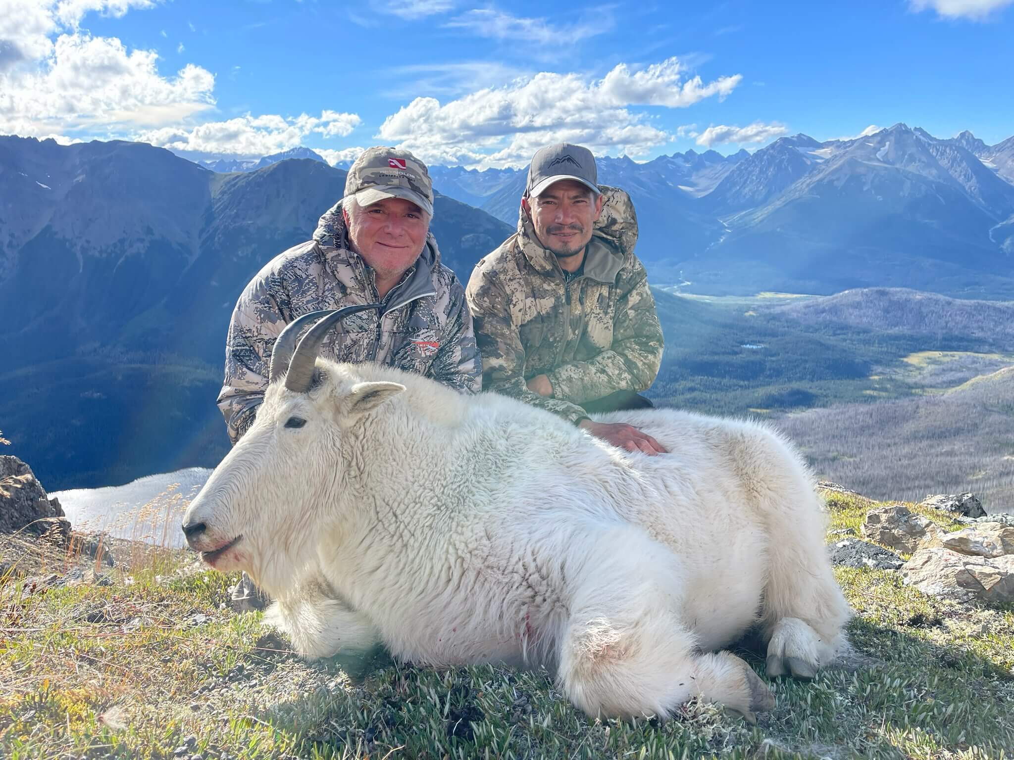 World-Class Mt Goat Hunt in Northern BC - Worldwide Trophy Adventures