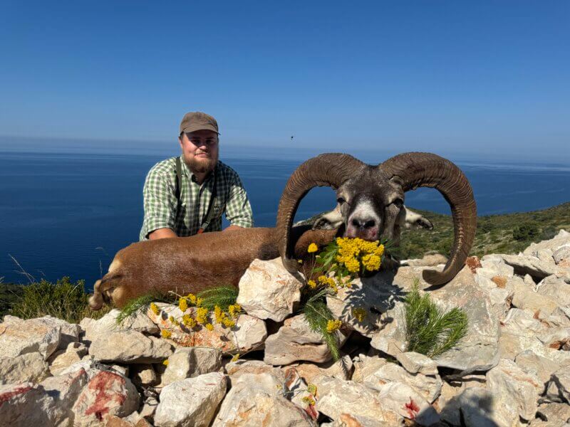 Guided Hunting Trips - Find Your Adventure - Worldwide Trophy Adventures
