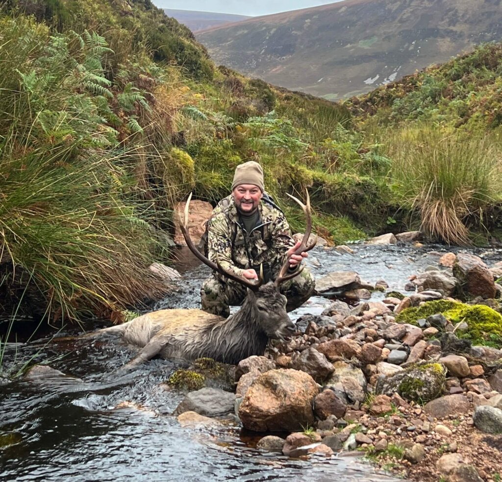 Scotland Red Stag, Sika Deer, & Roe Deer Hunting - Worldwide Trophy ...