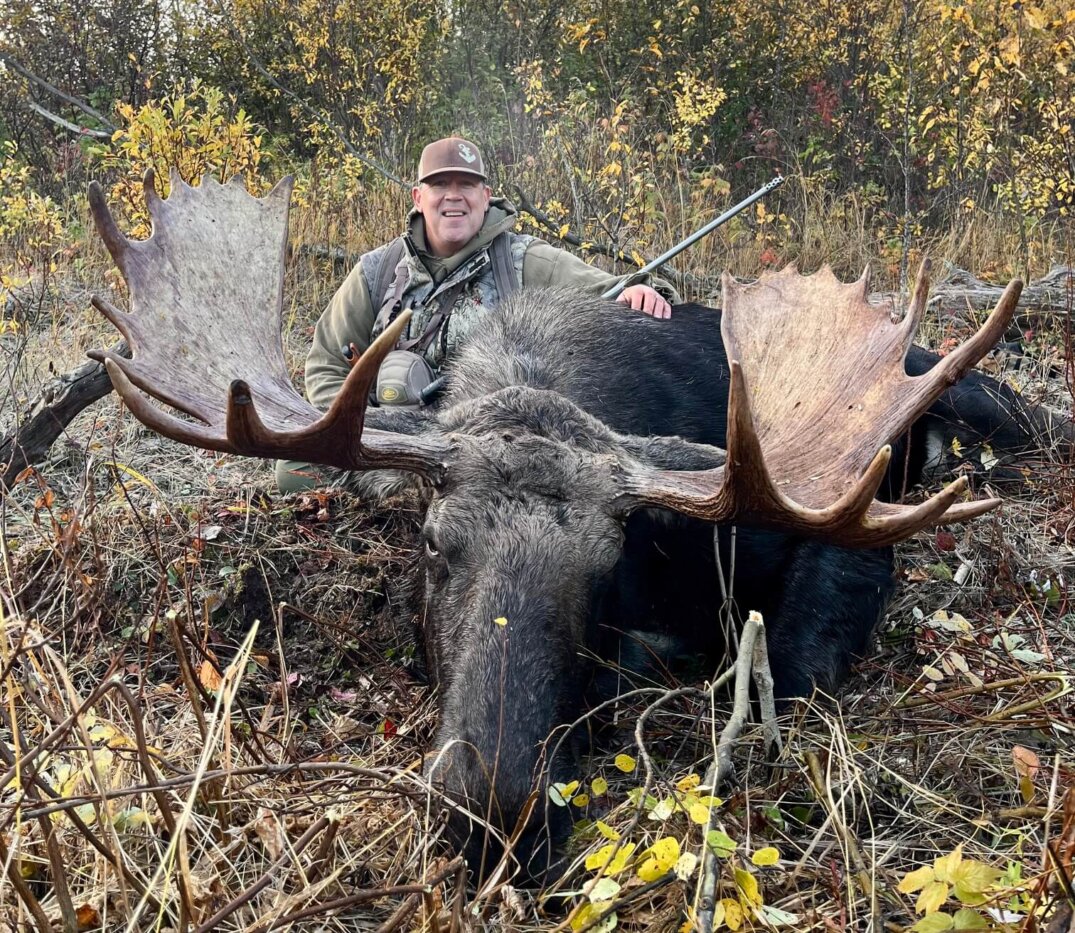 Saskatchewan Bush Bull Moose - Worldwide Trophy Adventures
