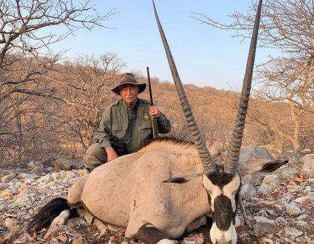 Namibia Plains Game - 10 Day, 12 Animal Special - Worldwide Trophy ...